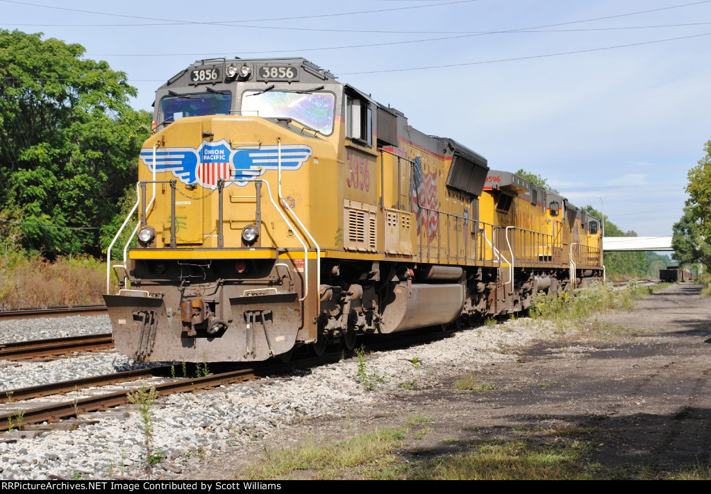 CSX K593 as Light Power